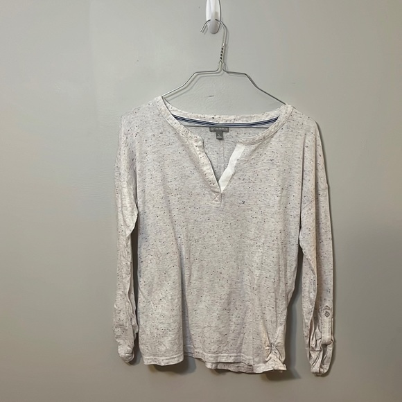 Talbots | Tops | Talbots White With Speckles Long Sleeve Shirt With V ...